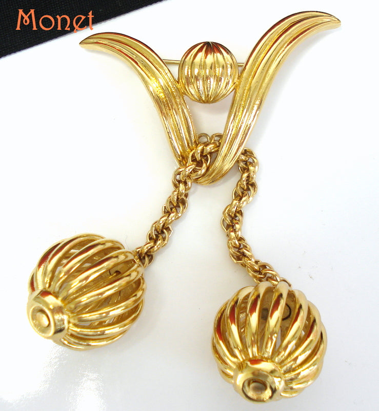 Unique Monet Brooch V with Cage Dangle Balls Gold Tone 3" – MrStones